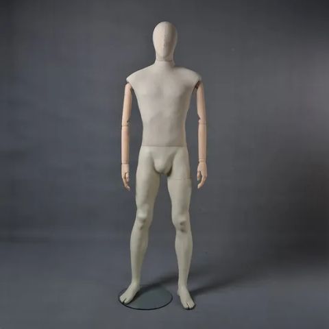Lightweight Fiberglass Mannequins for Visual Merchandising Type Model ...