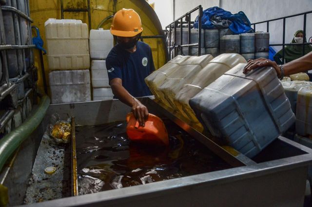 Used Cooking Oil Max. Moisture (%) 2% Sulfur Maximum 40 Ppm Content FFA ...